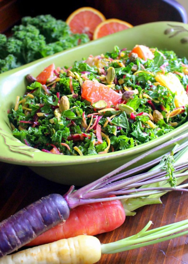 Citrus, Carrot, & Kale Salad with Pistachios | I Deliciate.